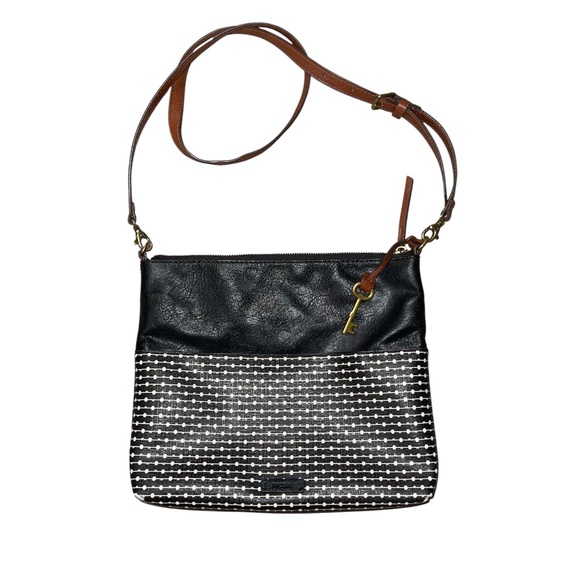 Fossil | Bags | Fossil Crossbody | Poshmark